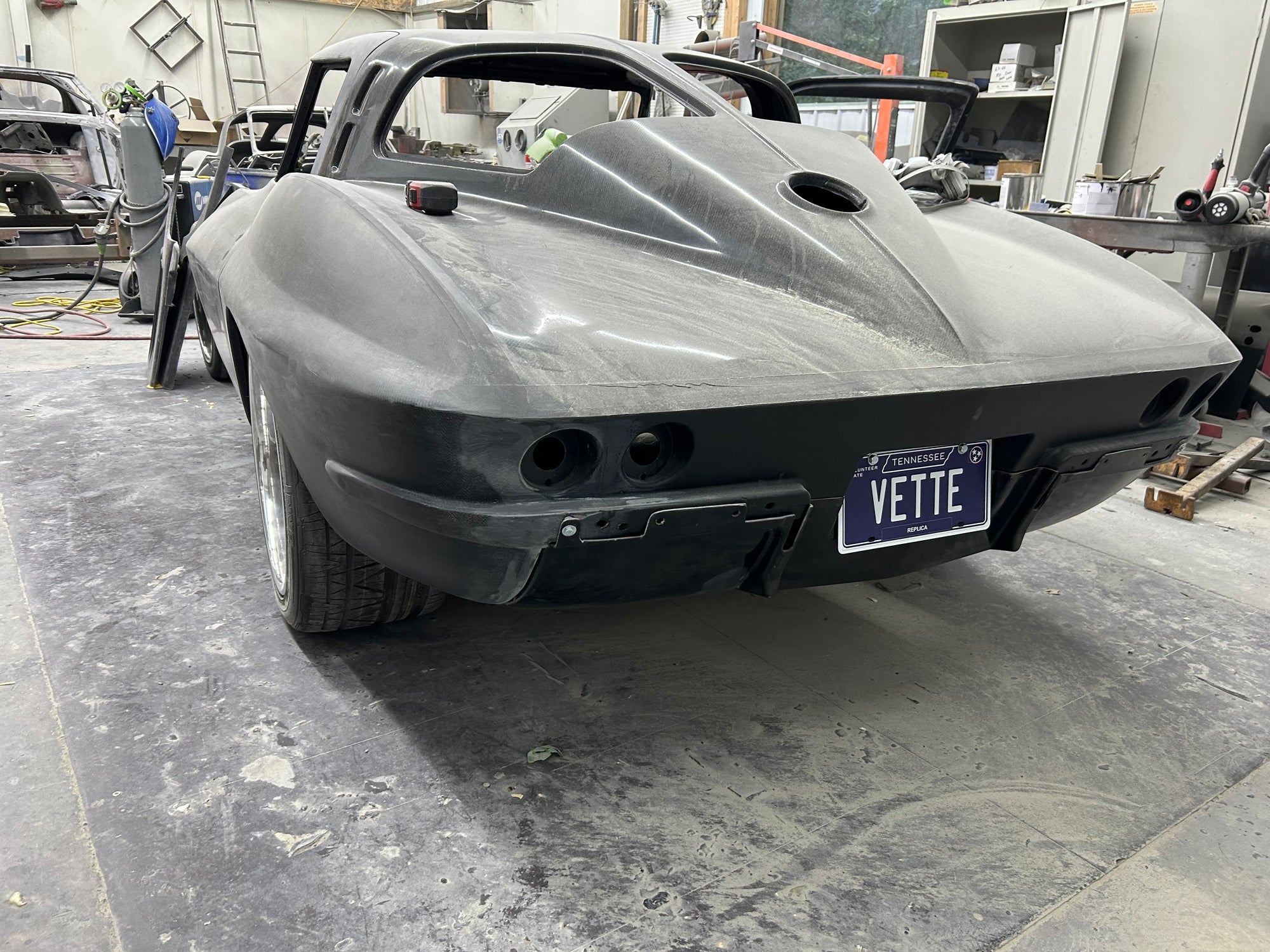 Vette Industries Corvette Restoration Parts and Builds